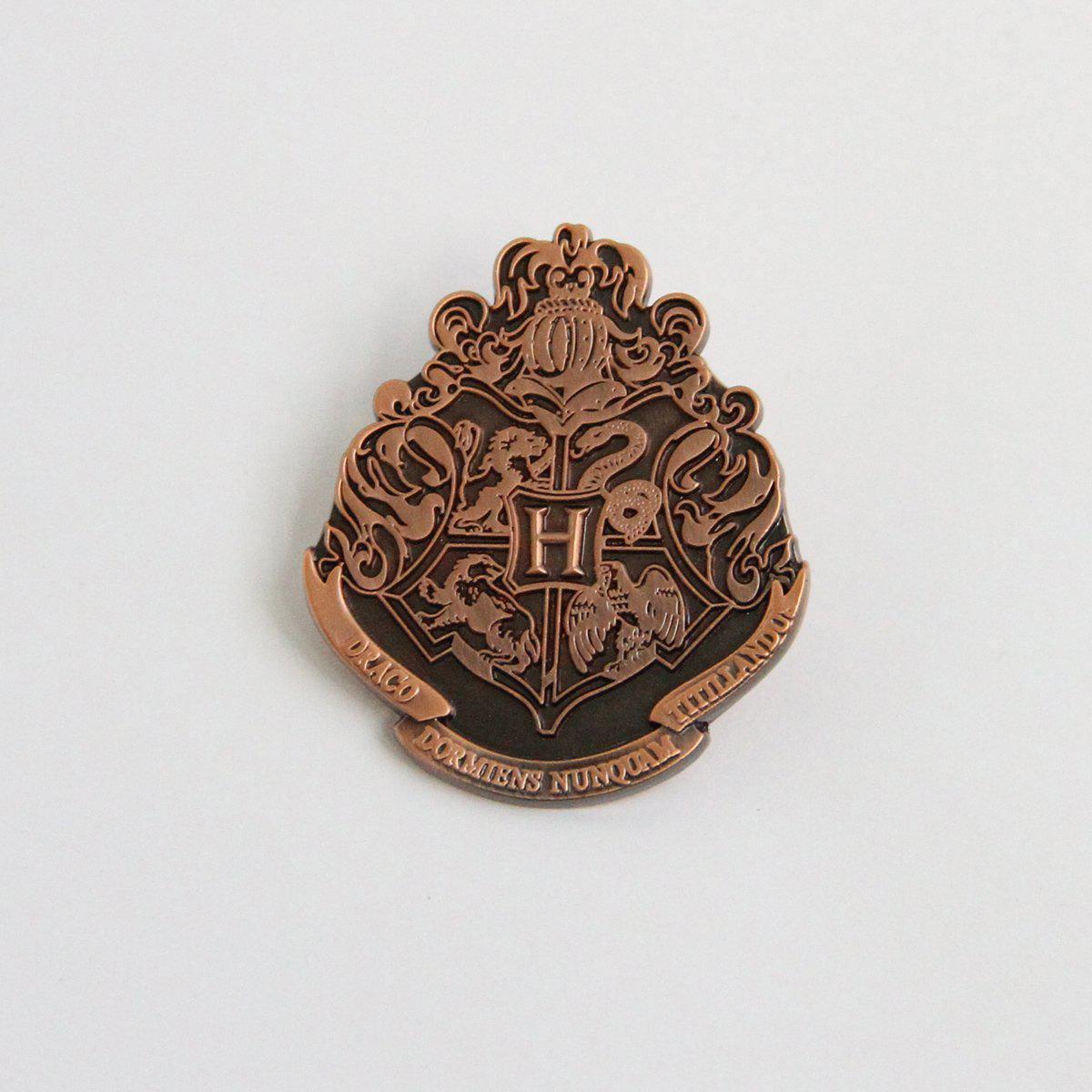 Harry Potter Hogwarts Crest Pin | Harry Potter Merchandise - Klosh – KLOSH